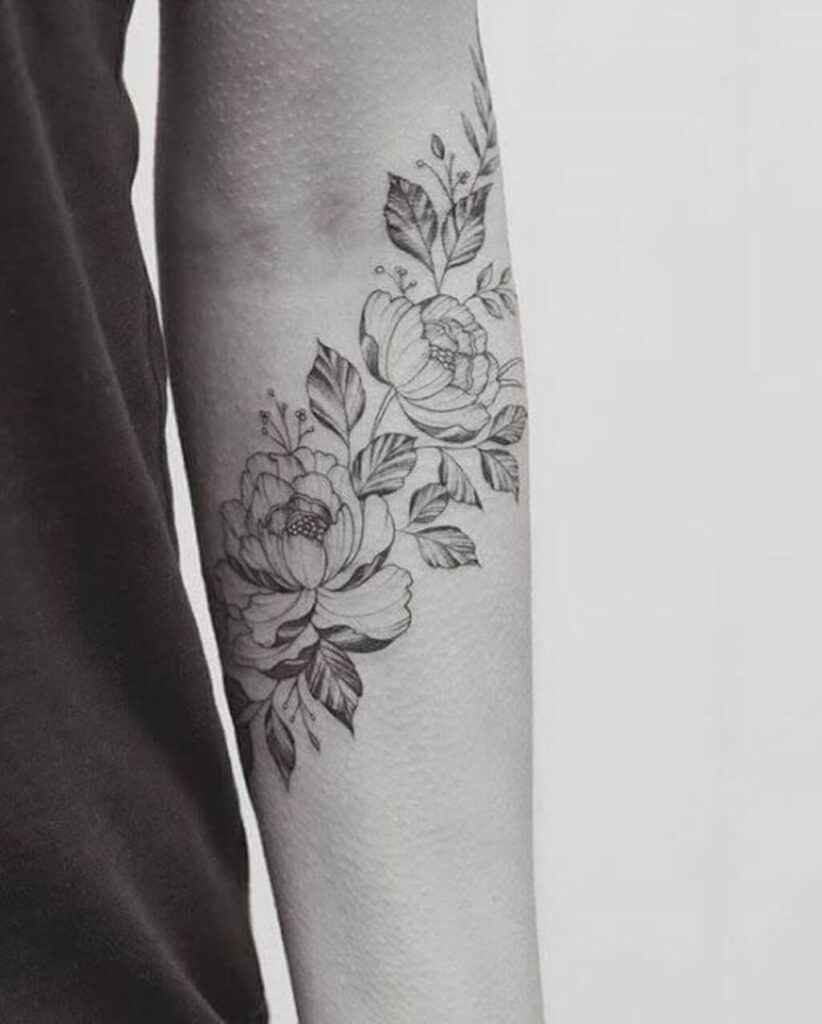 35+ Forearm Tattoos for Women with Cool & Creative Designs