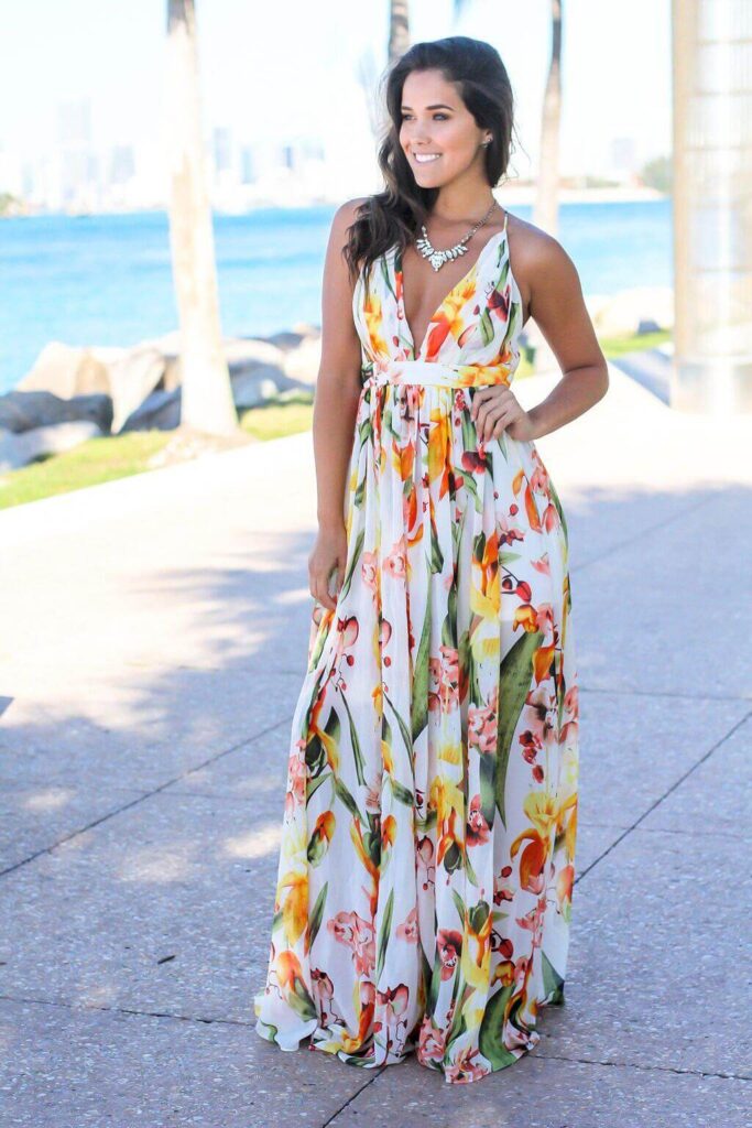 5 Types of Dresses for Every Season: How to Ace Your Style?