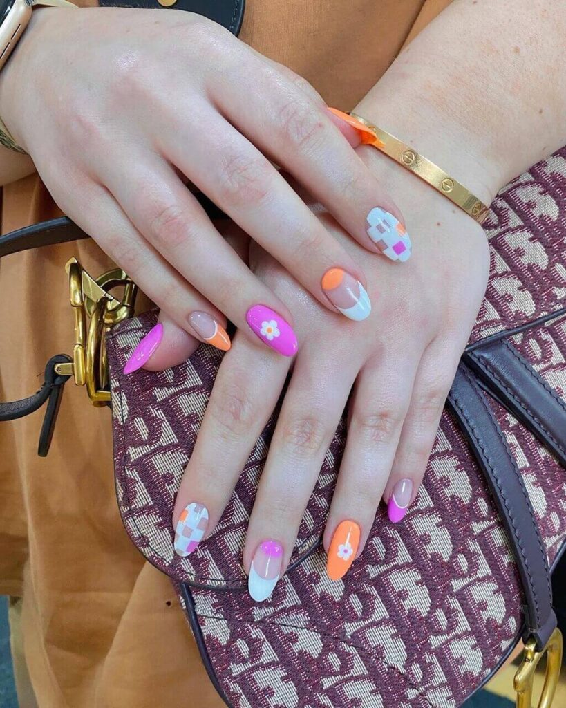 12+ Amazing Nail Design Ideas That Looks Attractive