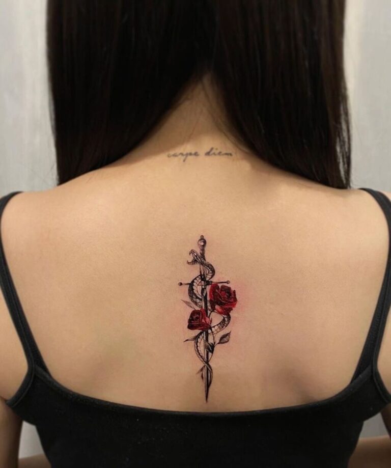 30+ Gorgeous Spine Tattoos for Women in 2022