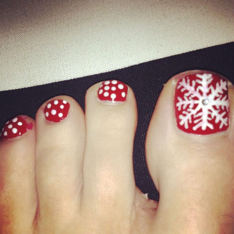 21 Inspiring Summer White Toe Nail Designs for Every Girl