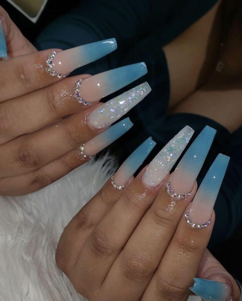 15 Eye-Catching Blue Nail Designs That You Must Try in 2022!