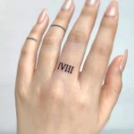 30 Awesome Finger Tattoos Men Inspirations & Designs