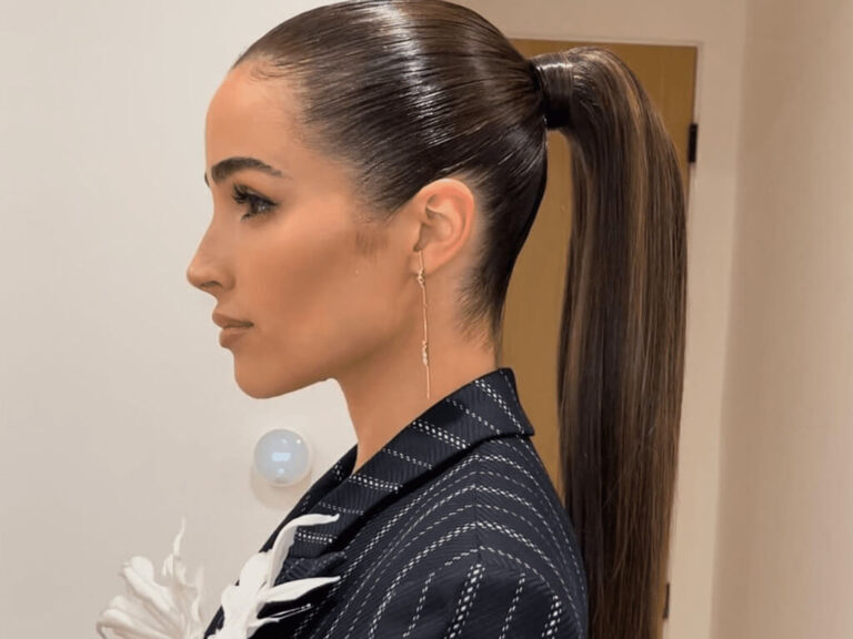 40 Stylish And Beautiful Ponytail Hairstyles Ideas For Women ( 2024 )